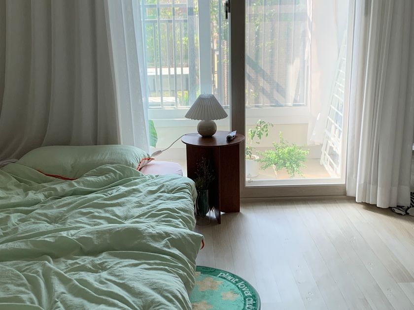 프린팅 패브릭으로 생기 불어넣기 5평 행복주택의 자취생활 라이프스타일 슈퍼앱 오늘의집