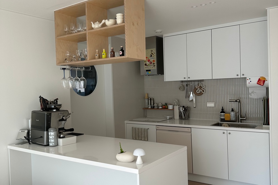 자작나무 선반 포인트로 알콩달콩 신혼집 분위기 업그레이드 라이프스타일 슈퍼앱 오늘의집