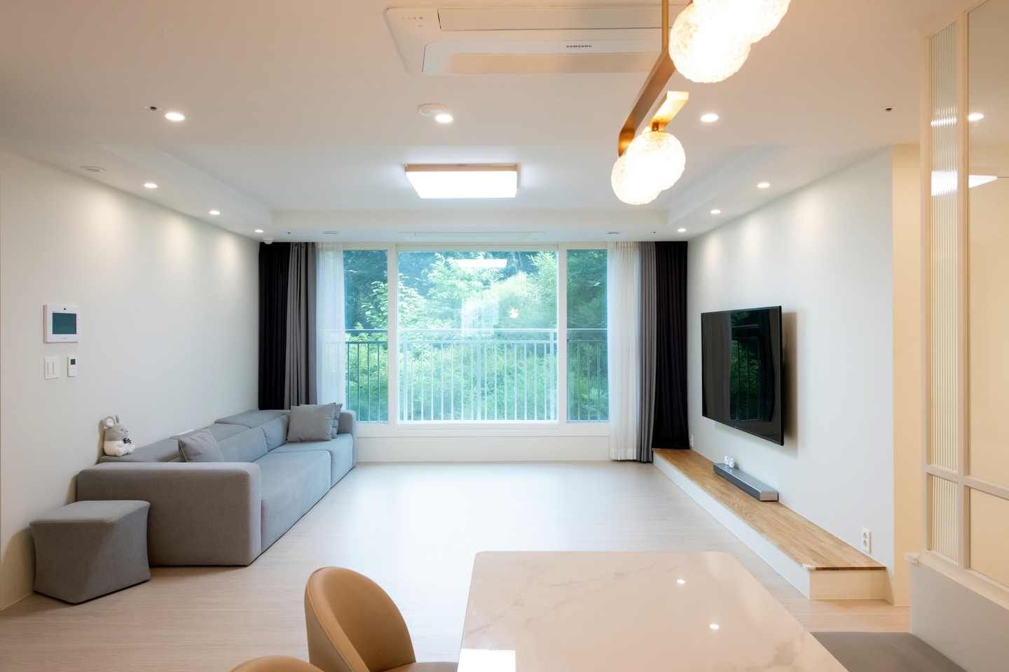아이와 부부 그리고 어머님이 함께 살 따뜻한 우드🏡 라이프스타일 슈퍼앱 오늘의집