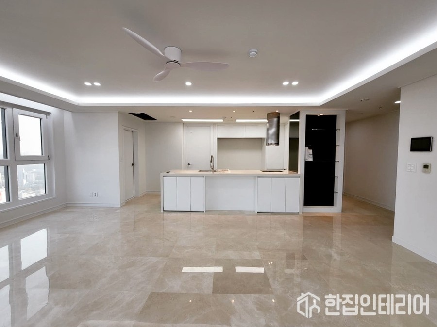 영통대우월드마크49평형 한층더 고급스러운인테리어 라이프스타일 슈퍼앱 오늘의집