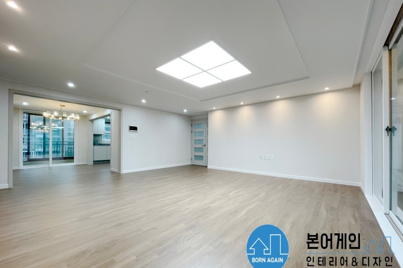 화곡푸르지오아파트 화이트와 골드가 예쁜 61평 라이프스타일 슈퍼앱 오늘의집