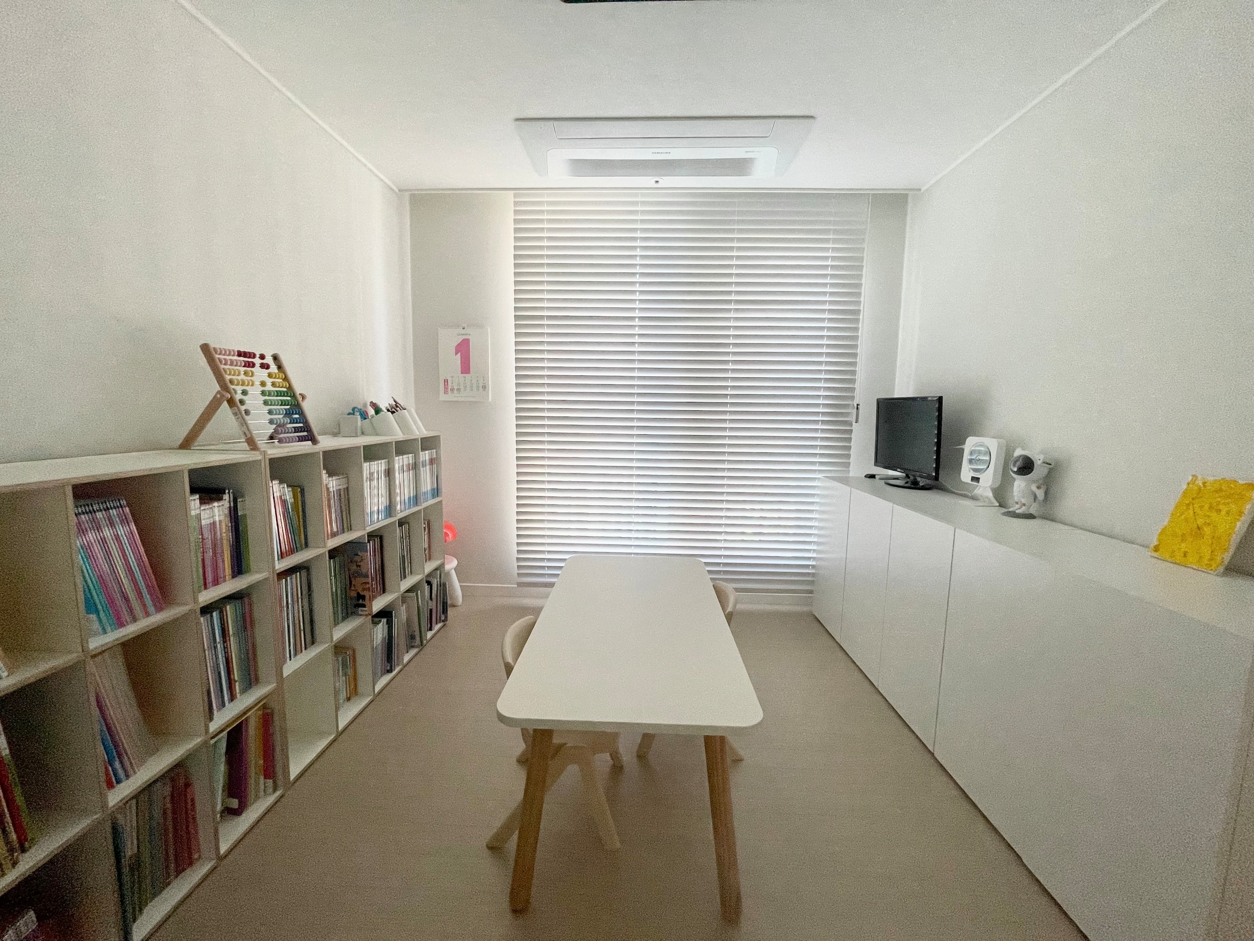 '플레인 E0 높은 수납장 800 4colors' 제품으로 꾸민 유저들의 스타일링샷 | 오늘의집 유저들의 집꾸미기