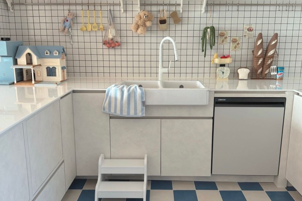 아이들을 위해 따뜻한 색감을 가득 담은 33평 올 리모델링 라이프스타일 슈퍼앱 오늘의집