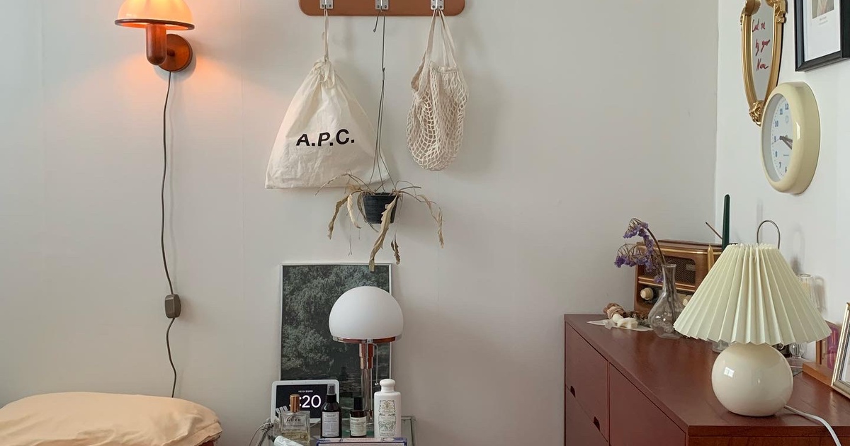 Simple wall sconce lighting ideas for