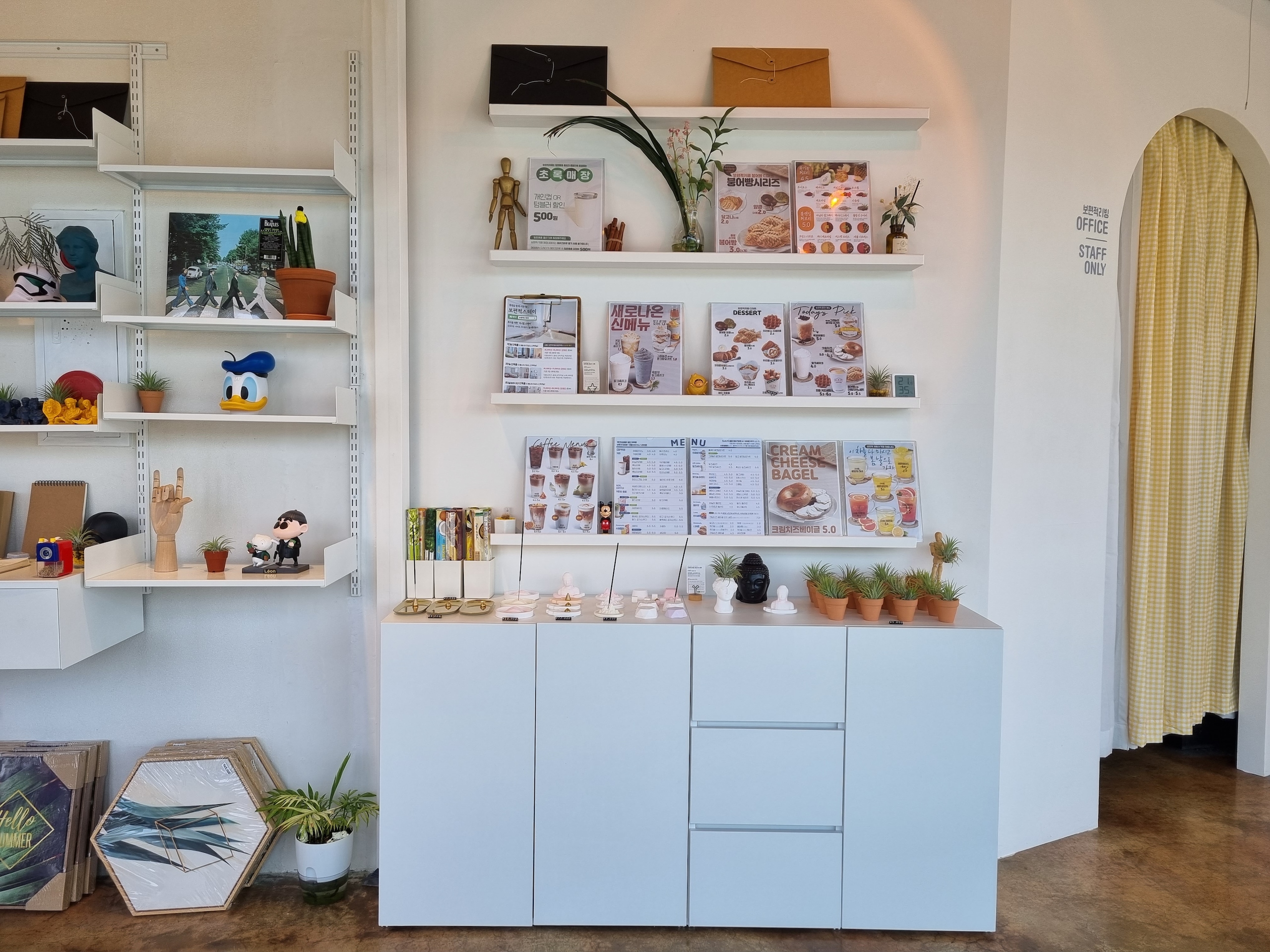 '플레인 E0 서랍 수납장 800 (높은/키높은) 4colors' 제품으로 꾸민 유저들의 스타일링샷 | 오늘의집 유저들의 집꾸미기