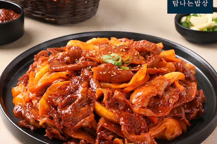 밀키트 > 탐나는밥상 매콤 제육볶음 580g(2인분) | 오늘의집 쇼핑