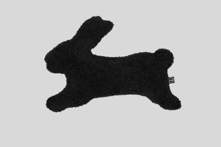 쿠션·등쿠션 Happy Bunny Black Plush Cushion 해피 버니 블랙 플러시 쿠션 오늘의집 쇼핑