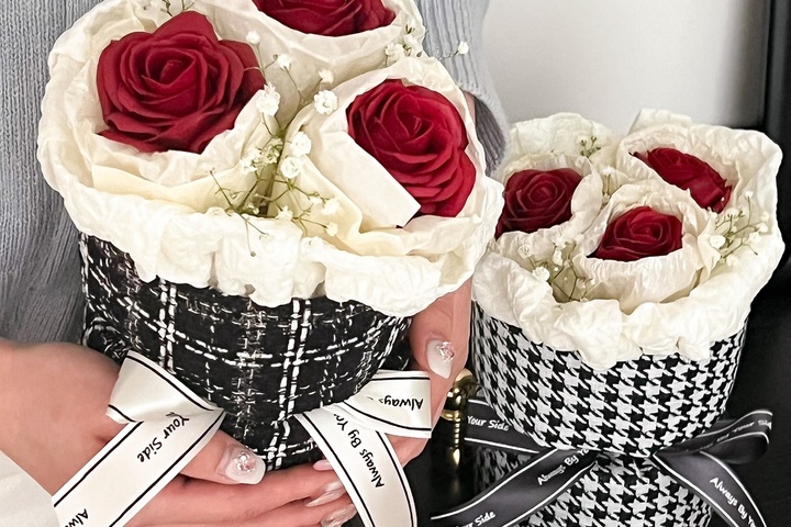 꽃다발·플라워박스 > bookaz 트위드 장미 바스켓 2type | 오늘의집 쇼핑