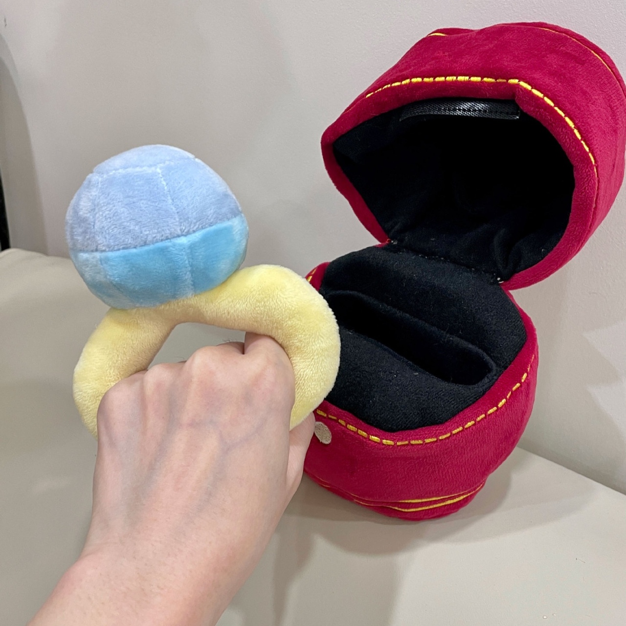 장식소품 > bookaz 다이아몬드 반지 인형 2color | 오늘의집 쇼핑