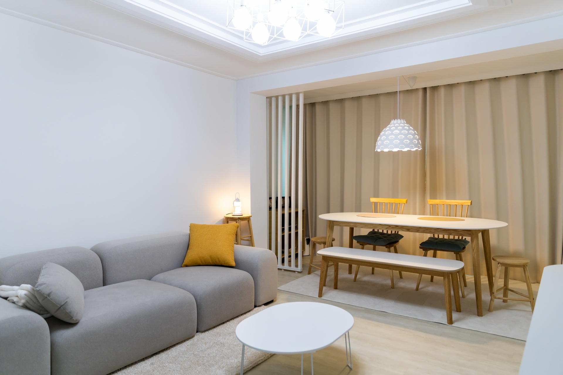 로멘틱한 신혼집 화이트 인테리어 조원주공2단지 24PY | 라이프스타일 슈퍼앱, 오늘의집