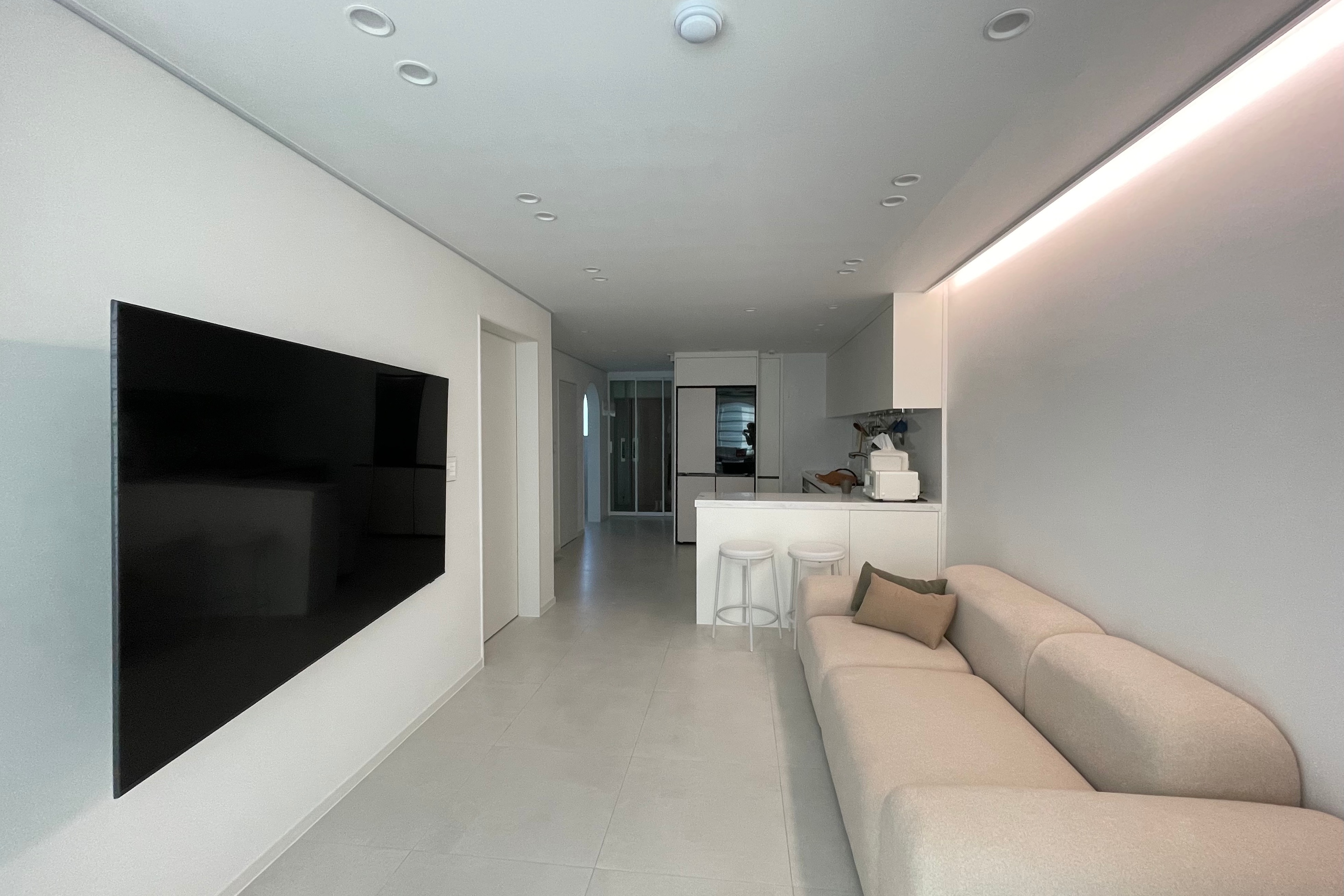 24년 구축 아파트 도화지 같은 집으로 리모델링하기 라이프스타일 슈퍼앱 오늘의집