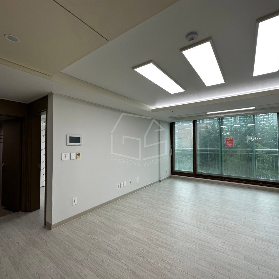 월배쌍용예가 35PY 부분시공 | 붙박이,도배,마루,조명 | 라이프스타일 슈퍼앱, 오늘의집