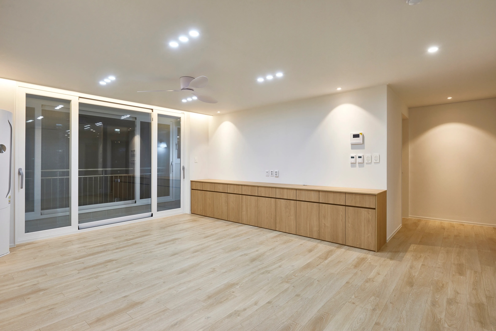 부부의 수많은 고민과 대화로 만든 집 37PY | 라이프스타일 슈퍼앱, 오늘의집