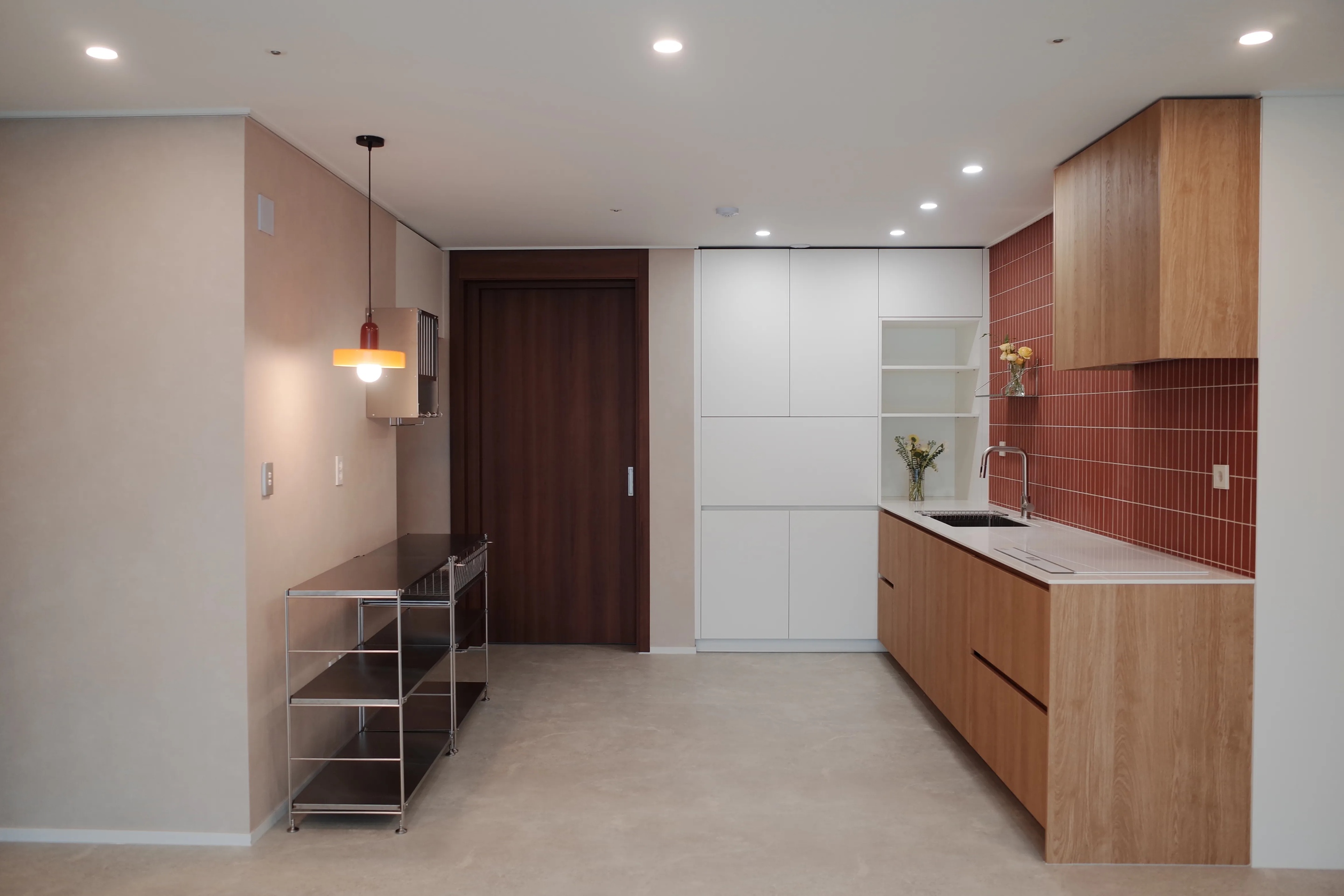 포근한 베이지에 컬러포인트로 밸런스를 맞춘 아이있는집 동탄다은마을포스코더샵34평 인테리어 라이프스타일 슈퍼앱 오늘의집